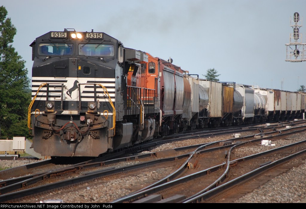 CSX Q393